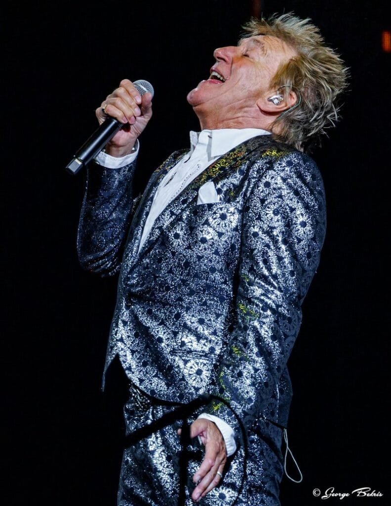 Rod Stewart – New England Rock Review
