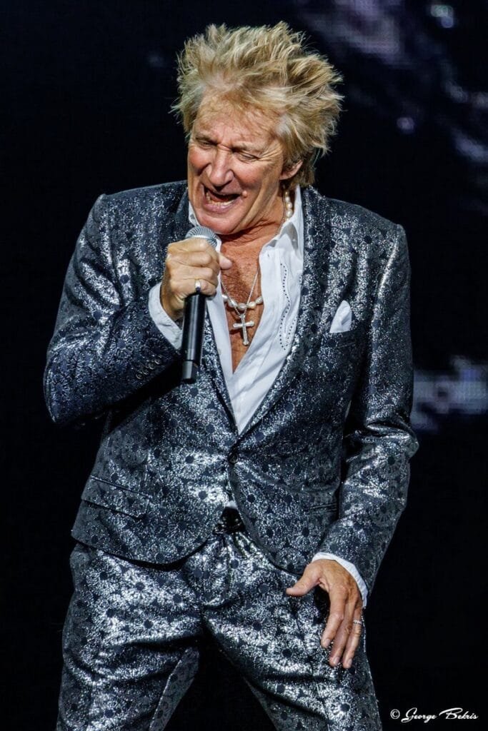Rod Stewart – New England Rock Review